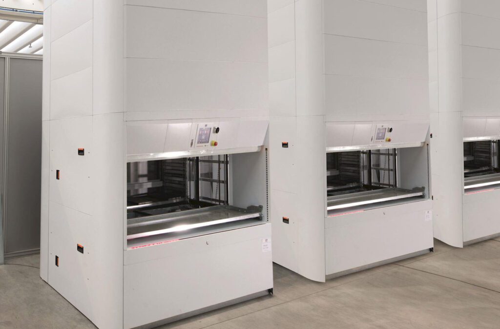 Modula SLIM | Vertical Lift Module